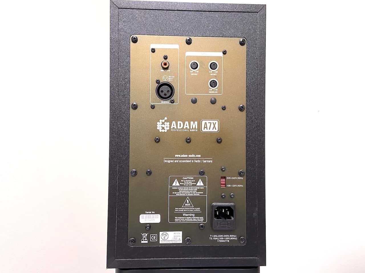 ADAM Audio A7Xを5年以上使ってわかった3つのすごさ - 96bit-music